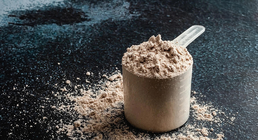 How Many Grams Are in a Scoop of Protein Powder? Explained - Optimum ...